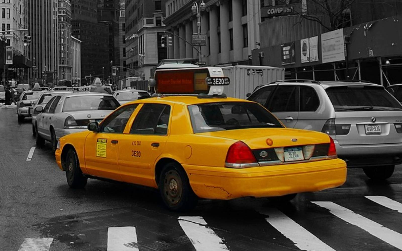 Royal Taxi Offers Transportation Services in Knoxville, TN 37919